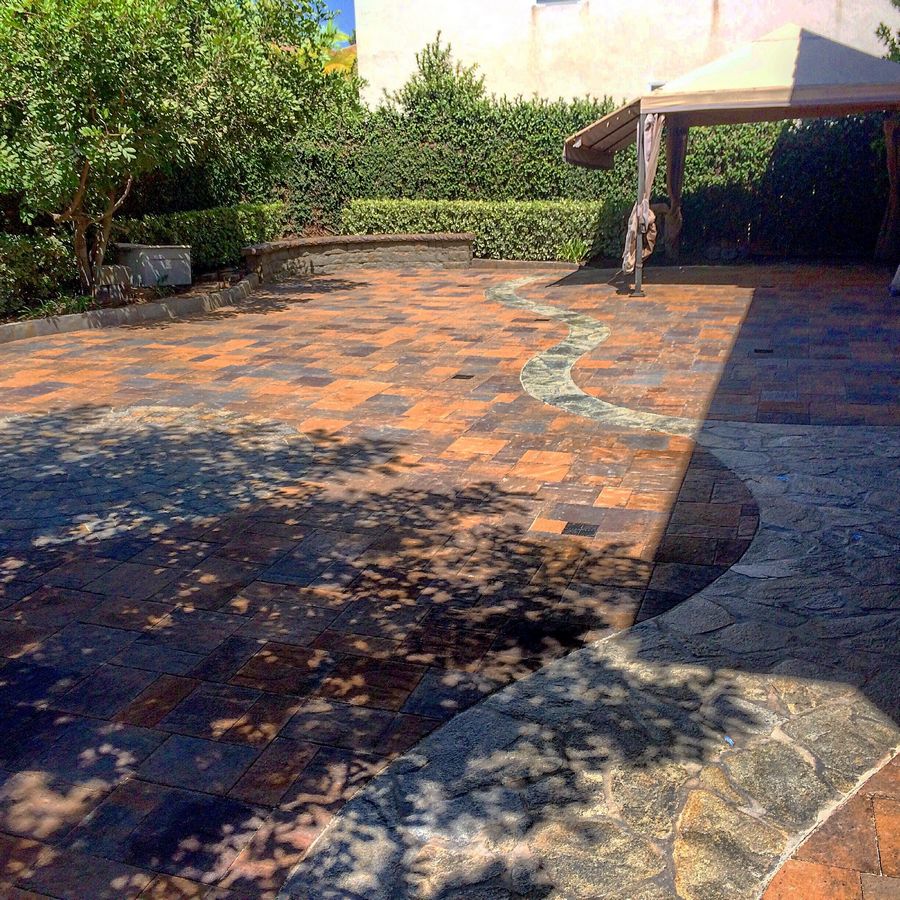 Aloha Pavers Inc. - Courtyard & Patio Pavers